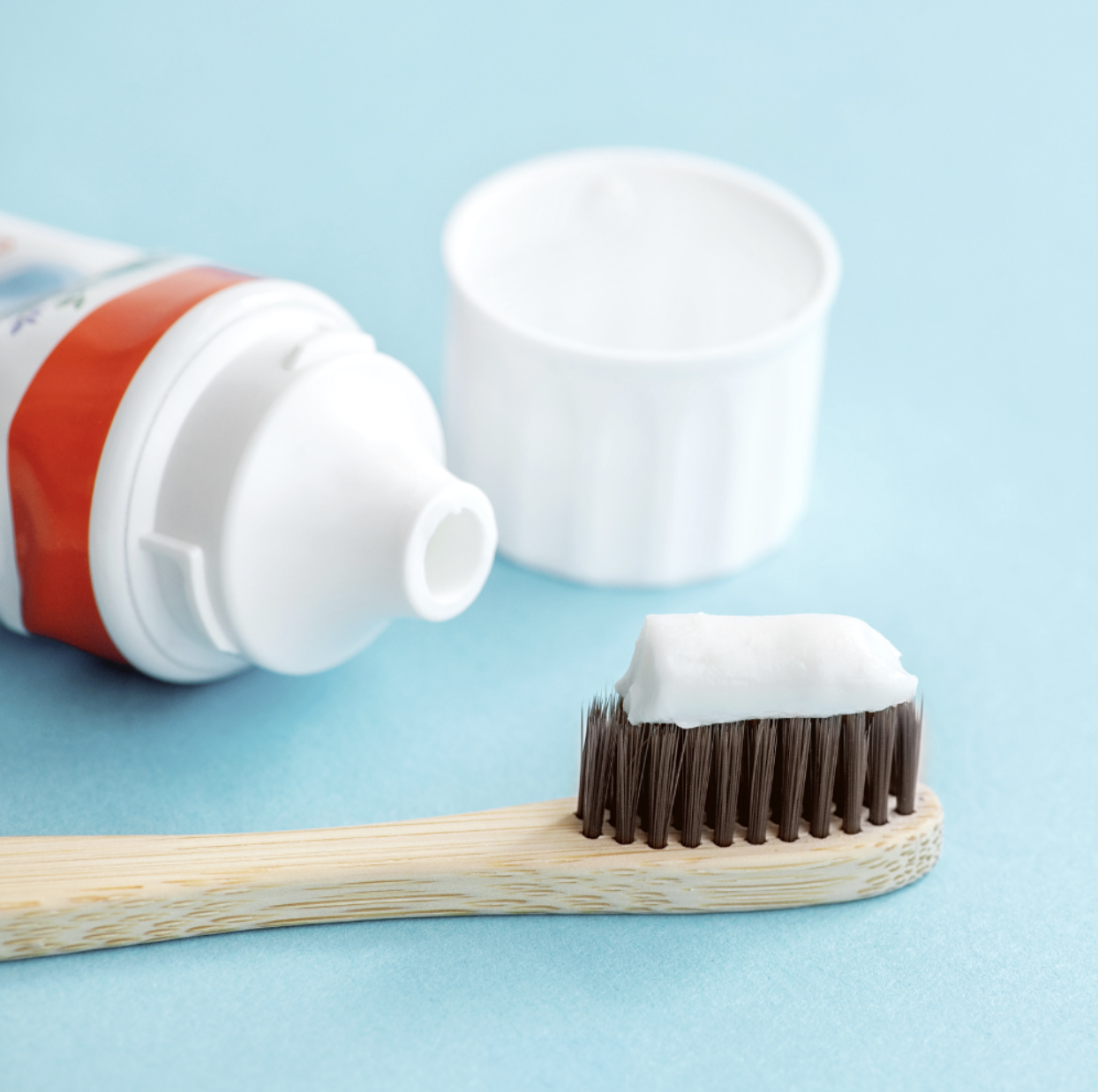 How to Choose the Right Toothbrush and Toothpaste for Your Needs ...